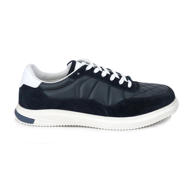 Discover Your Fashion Footwear Destination – Where Trendy Meets Fancy!